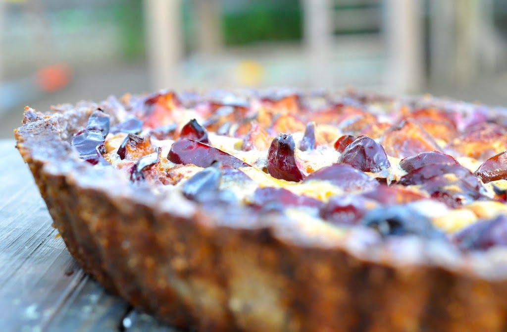 Slivova pita z jajčno smetanovo kremo – LCHF – Culinary journey by me